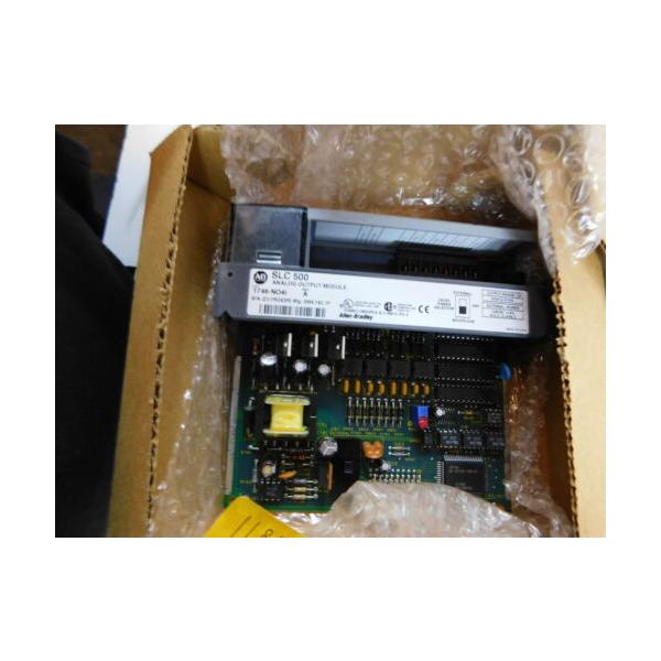 Allen Bradley NSB SF403693 Programmable Logic Controllers (PLCs) 21A 24VDCAllen Bradley NSB SF403693 プログラマブル ロジック コントローラ...