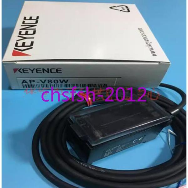 1PCS KEYENCE multifluid digital pressure sensor APV80W1 個キーエンスマルチ流体デジタル圧力センサー APV80W