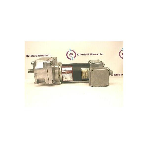 LENZE 12130303 Motor 1312355521 **NEW**Lenze 12130303 Motor 1312355521 ** new **