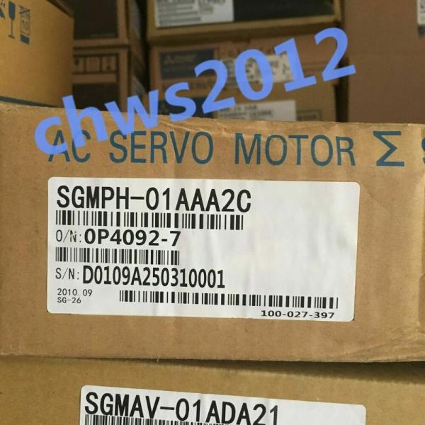 YASKAWA SERVO motor SGMPH-01AAA2C  NEW *Yaskawa Servo Motor SGMPH-01AAA2C NEW *