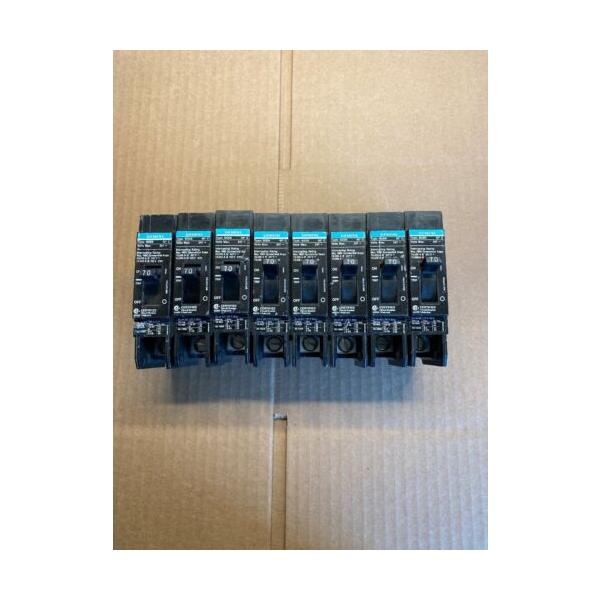 SIEMENS BQD6170 1 POLE 70 AMP lot Of 8 Circuit Breaker BQD6シーメンス BQD6170 1 極 70 アンペア 8 サーキットブレーカー BQD6 ロット