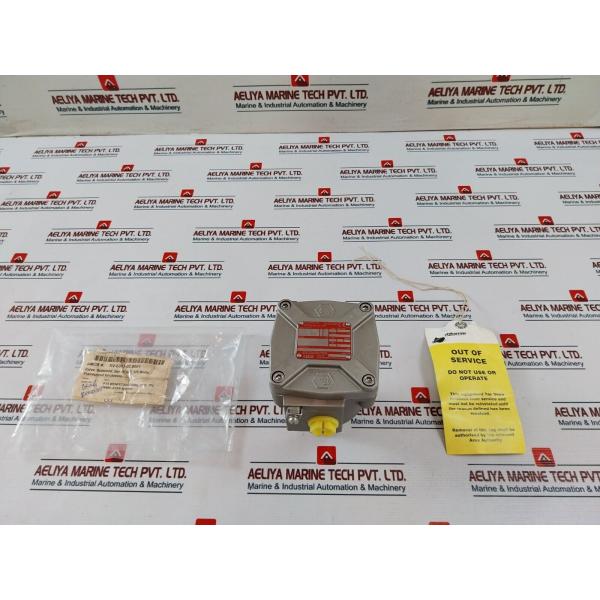 Asco WSNFET8327B202 Direct Acting Flameproof Solenoid Valve 24VDCASCO WSNFET8327B202直接作用炎の炎症性ソレノイドバルブ24VDC