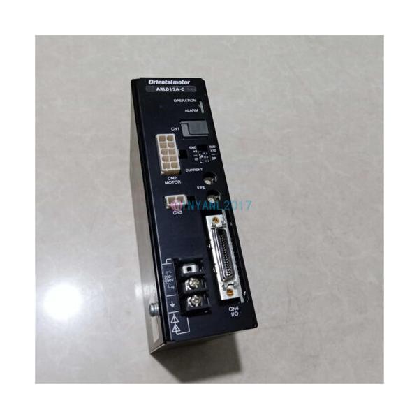 NEW 1PCS VEXTA ARLD12A-C Servo Driver新しい1PCS VEXTA ARLD12A-Cサーボドライバー