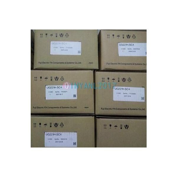 1PC Fuji Touch Screen UG221H-SC4 NEW1PC富士タッチスクリーンUG221H-SC4 NEW