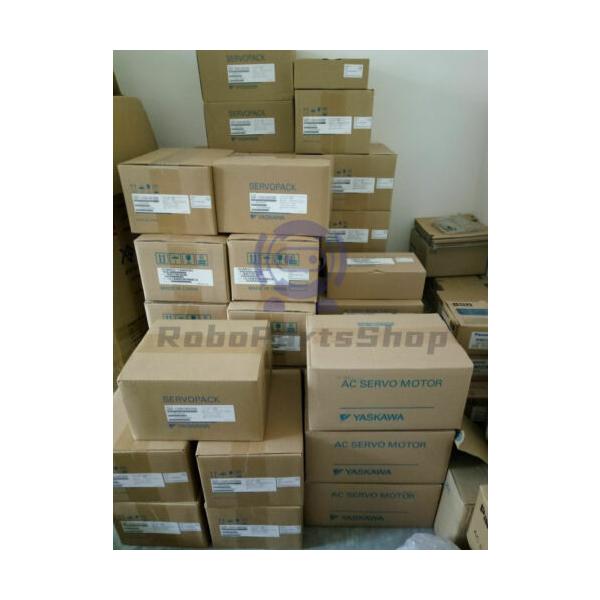 NEW Yaskawa SGMP-04A314C Servo Motor SGMP04A314C 1pcsNew Yaskawa SGMP-04A314CサーボモーターSGMP04A314C 1PCS