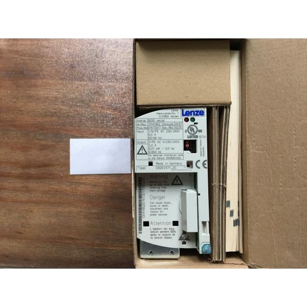 LENZE E82EV371K2C E82EV371_2C Frequency ConverterLenze E82EV371K2C E82EV371_2C周波数コンバーター