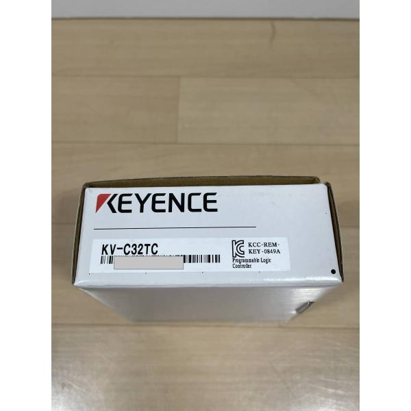 ※他店舗でも販売を行っておりますため、ご購入前に在庫確認をお願いいたします。※店舗直通アドレス：sb18shop@gmail.com【新品　国内出荷　インボイス対応　送料無料】KVC32TC Keyence キーエンス プログラマブルコント...
