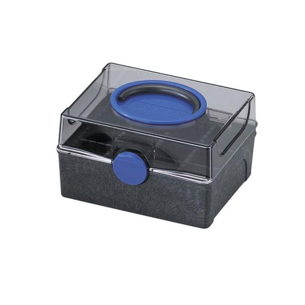 ★ふたが透明で中身が見やすい印箱★仕切り板の調整可能★シャチハタ　Xスタンパー科目印の収納に便利です。■小型サイズ/収納目安：48個（26.5×7mmのXスタンパー換算）■メーカー：シャチハタ■品番：IBN-01■本体外寸：W146.5×D...