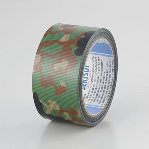 ★凹凸面にもつくしなやかな基材★裏面黒ベタ仕様で遮光性あり★仮止めや軽包装、養生向け■メーカー：セキスイ■品名：鬼軍曹 カモフラージュテープRIKU■品番：N738OD3■テープ色：4色迷彩柄■テープ幅：50mm■1巻あたり長さ：25m巻き...