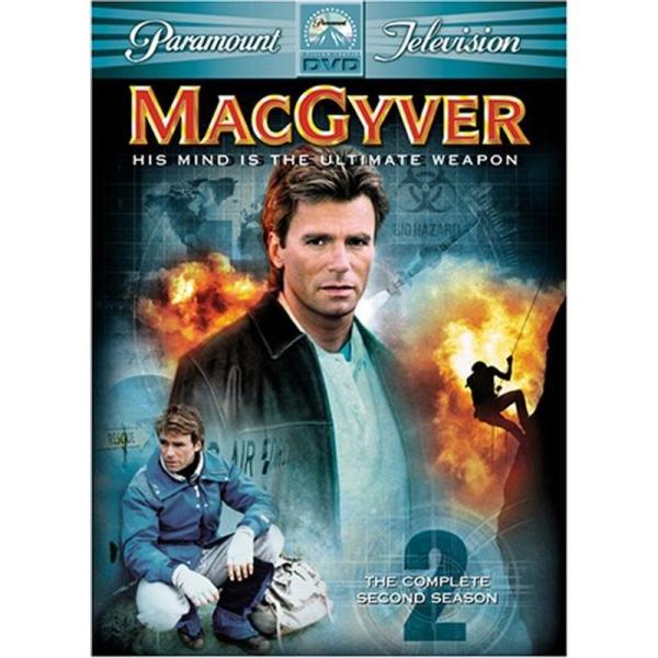 冒険野郎マクガイバー シーズン2〈日本語完全版〉 DVD: 商品のタイトル【中古品】(中古品)＝使用済み中古品です。画像の商品はサンプル画像です。実際に届く商品と異なりますのでご了承下さいませ。※中古品のため、商品のコンディション、ケース、...