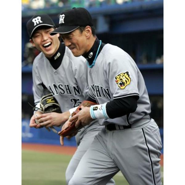 猛虎の魂 金本知憲&amp;新井貴浩 大記録への軌跡 DVD: 商品のタイトル【中古品】(中古品)＝使用済み中古品です。画像の商品はサンプル画像です。実際に届く商品と異なりますのでご了承下さいませ。※中古品のため、商品のコンディション、ケー...