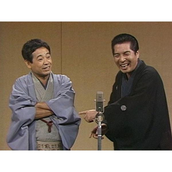 花王名人劇場 落語傑作選4 党首円楽×家元談志 DVD: 商品のタイトル【中古品】(中古品)＝使用済み中古品です。画像の商品はサンプル画像です。実際に届く商品と異なりますのでご了承下さいませ。※中古品のため、商品のコンディション、ケース、説...