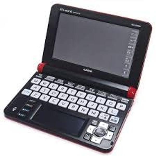 CASIO カシオ計算機 電子辞書 EX-word エクスワード XD-U6000DR DATAPLUS8 生活教養モデル: 商品のタイトル【中古品】(中古品)＝使用済み中古品です。画像の商品はサンプル画像です。実際に届く商品と異なりますの...