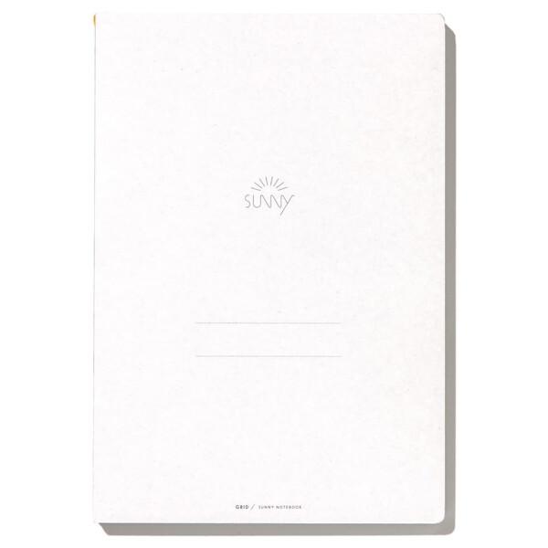 あなたの1年を晴れにする「SUNNY (サニー)」シリーズ♪書き心地にこだわった、A5よりもひとまわりコンパクトなノート「NOTEBOOK」。ページを使い終わったら、こちらの「リフィル」と交換して、お気に入りのカバーをくり返しお使いいただけ...