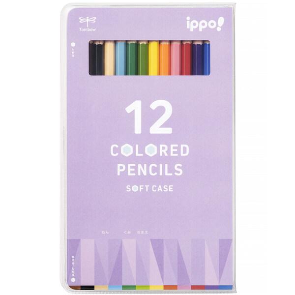 学びへの一歩「ippo! (イッポ)」を応援♪軽いソフトケース入「色鉛筆」です。ソフトケースなので、フタを折り返して机を広く使えます。落としても、大きな音がしません。ひと塗りで高発色のソフトタッチ芯を採用した、六角軸の色鉛筆です。■トンボ鉛...