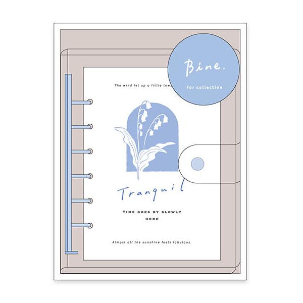 貼る・書く・綴じる。お気に入りのシールを楽しむ「Bine (バイン)」シリーズ♪コンパクトなA6サイズ、クリア表紙の「バインダー」です。スライドタイプのプラリング仕様。とじ具部分は、ニュアンスのある乳白色が大人かわいい印象。シール台紙とクリ...