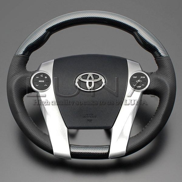 ■商品詳細適合車種:プリウスα年式:2011/5〜型式:ZVW40カラー:ブラックカーボンタイプ:ガングリップメーカーNo.:LS64-039※必ず適合をご確認の上、ご購入下さい。※品番違い等による返品・交換は致しかねます。■商品在庫につい...