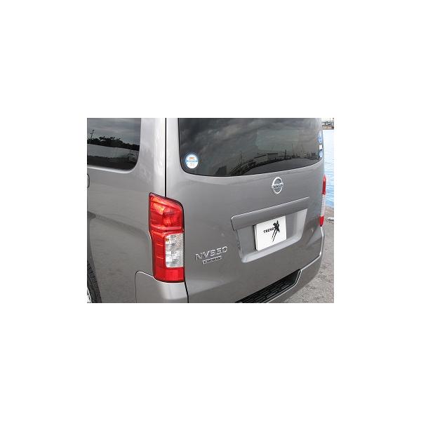 NV350キャラバン E26 リアゲートガーニッシュカバーキーホールレスタイプ■商品詳細品番：8805