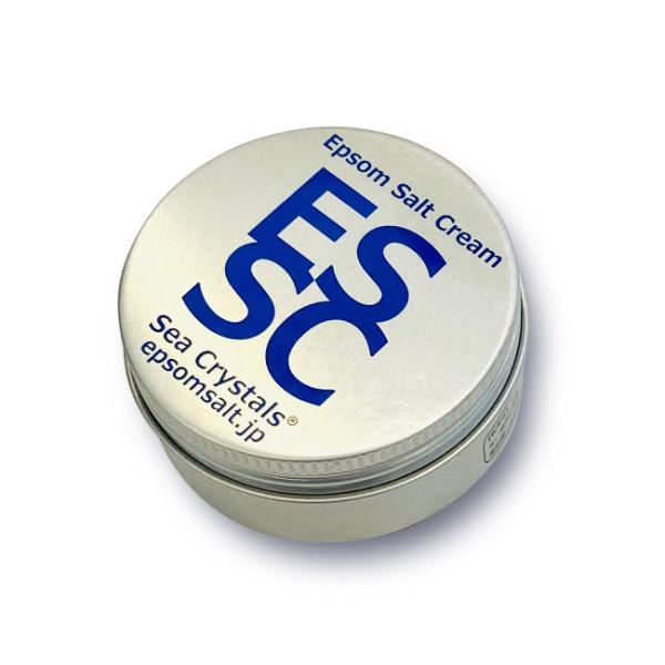 ※容器が順次変更になります※エプソムソルトクリームの容器が新しくなりました。リサイクルできるアルミ容器になります。順次変更となりますので、どうぞよろしくお願い致します。乾燥する季節にお肌を保湿するエプソムソルトを15％配合しました。入浴以外...