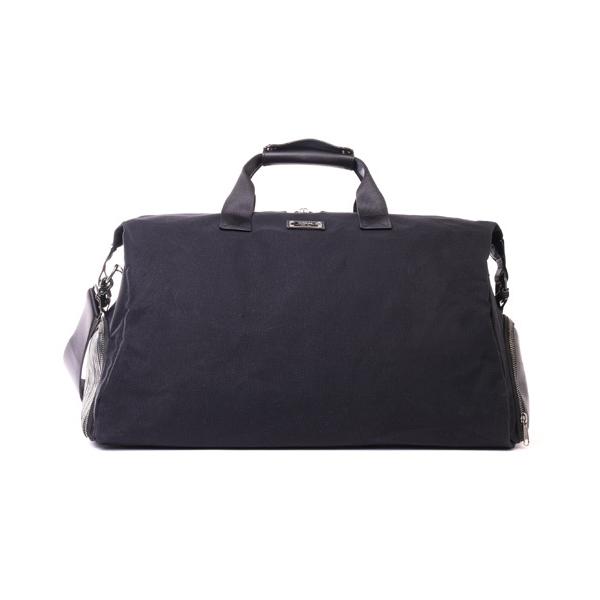 メイン素材にはアメリカ連邦規格(FEDERAL SPECIFICATION)CCC-D-771Aにより定められた本物の”ミルスペック”のコットンを採用。パラフィン加工を施すことにより防水性も兼ね備えています。アウトドアやキャンプにも活躍する...