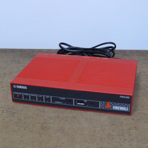 【中古】YAMAHA ファイアウォール FWX120 初期化済　外観は、目立った傷汚れ無くキレイな方です。　通電確認、かんたん設定画面より初期化済み。　当方この商品に関しましては詳しくないのでご質問にはお答えできません。　商品仕様詳細は、メ...