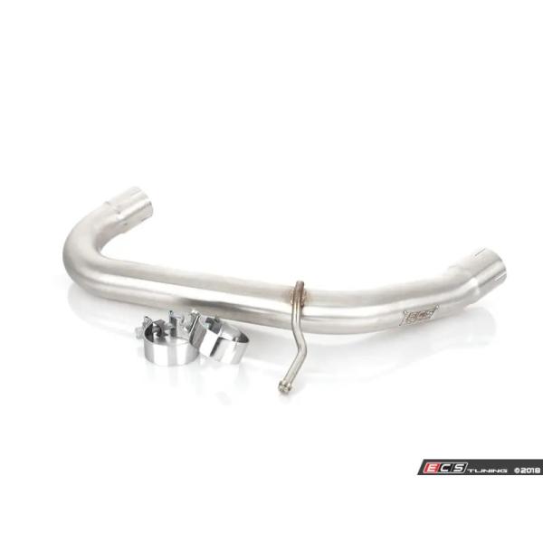 VW ゴルフ5 GTI / Golf6 GTI 用,、レゾネーターデリート (Resonator Delete) パイプ。純正の中間マフラー（センターレゾネーター）をストレートパイプ化し、より深みのあるエキゾーストノートを生み出します。