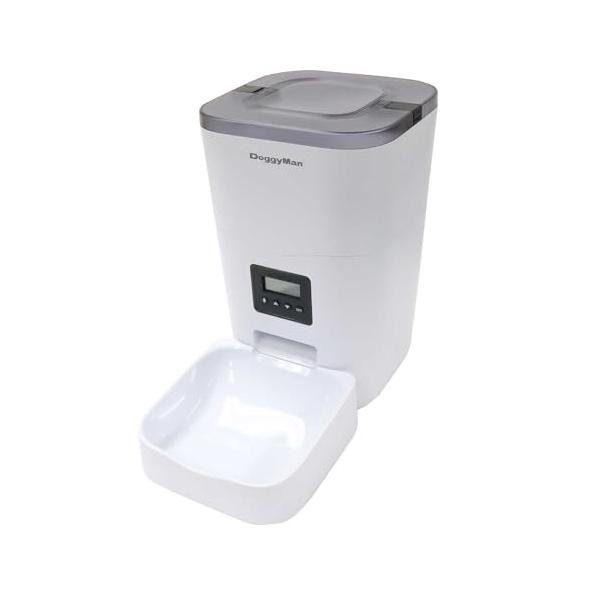【商品概要】●タンク容量約1kg(3L)のフードストッカーがついたドライフード専用自動食器/自動給餌機（犬・猫対象）。●1日最大4回(食)の正確な時間に1食6〜54ｇ(6ｇ単位)の正確な量を提供。●録音機能付。フードを提供するときに飼い主さ...