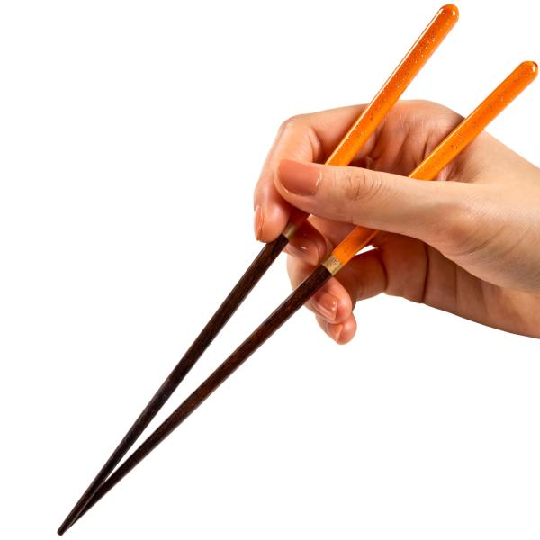 【商品概要】お友達、同僚、ご家族へ。 誕生日などのお祝い事でイベントの度に何をプレゼントしようかお困りではないでしょうか？moonなら1月〜12月の中から、誕生月を選べば良いので迷いません。お好みの石やカラーによってお選びいただくこともでき...