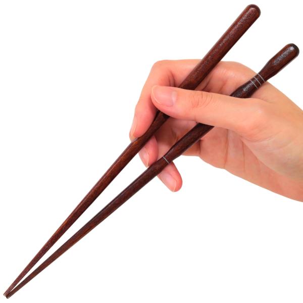 【商品概要】正しいお箸の持ち方を自然に身につける：「はしも」矯正箸は、くぼみに指を当てるだけで自然と正しいお箸の持ち方を促します。特に大人になってからお箸の持ち方を見直したい女性にとって、無理なく練習できるこの矯正箸は、日常生活においてエレ...