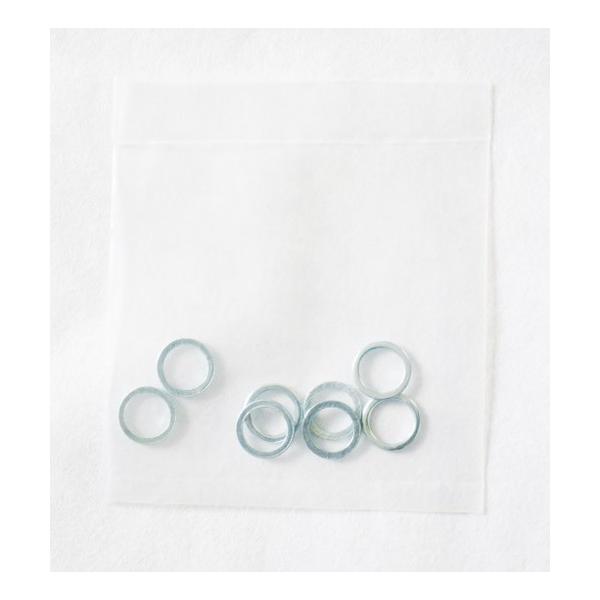 トラックとベアリングの間に入れるアクスルワッシャー8枚セットです。磨耗したときや紛失したときの交換用パーツです。オフセット調整としても使う方も多いです。VENTURE、THUNDER、THEEVE、SILVER、INDYなど有名ブランドトラ...