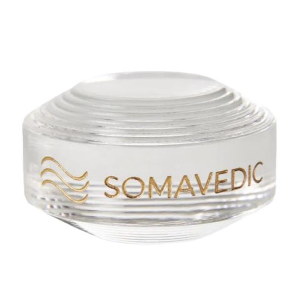 サイズ：縦34ｍｍ　厚さ18ｍｍ素材：ガラスメーカー：AxisMundi株式会社【ご注意】ポータブルボタンはソマヴェディックではありません。ソマヴェディックと同じ効果はございません。●効果範囲は最大、半径３ｍです。コート、カバンなどにつける...