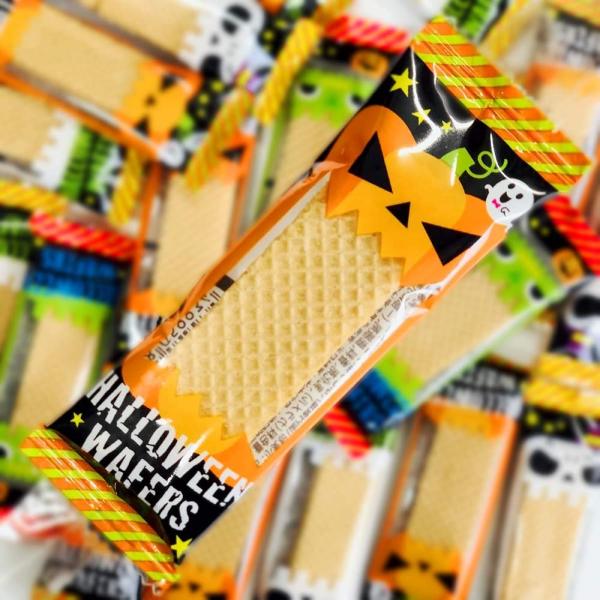「商品情報」商品の説明個包装で業務用の100個入りなので持ち運んだり、配りやすく、小分けにしてプレゼント等にも使えます。原材料・成分小麦粉（国内製造）、ぶどう糖、ショートニング、乳等を主要原料とする食品、でん粉、植物油脂／加工デンプン、着色...