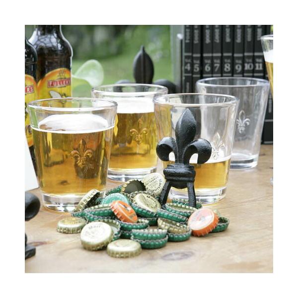 サイズ:約 直径9×高さ10（cm） 内容量:1個（約300ml） 材質:ガラス 原産地:中国製 備考:※食洗機・レンジ不可 ※製造工程上、若干の歪み・シワ・気泡などが生じる場合がございます。 ※お客様のお使いのモニター設定、お部屋の照明等...