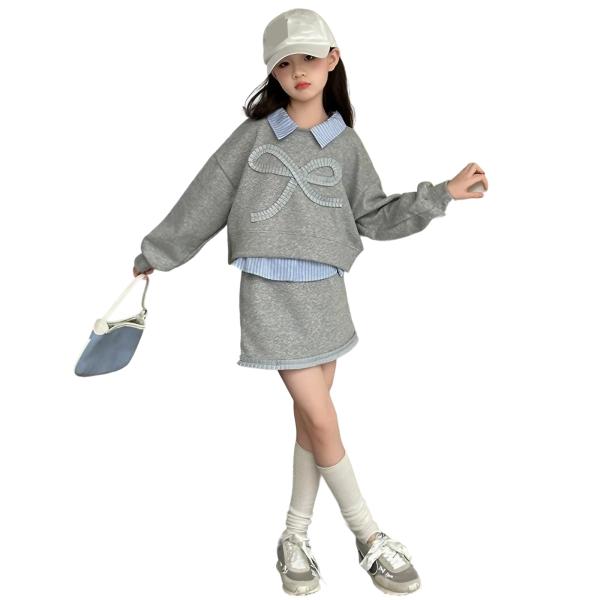 ? 商品内容  偽二枚トレーナー+ショートスカート。女の子韓国風セットアップ2点セットです。ゆったりとしたシルエットで、子供が快適に着ることができます。? 素材  優れたポリエステル混ん素材を採用しているため、柔らかい肌触りで、お子様の繊細...