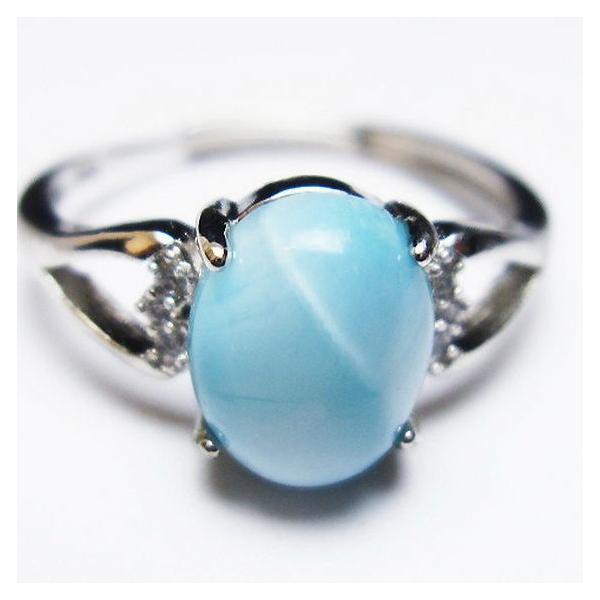 【ラリマー（ブルーペクトライト）】ラリマーはカリブ海の空と雲のような綺麗な空色の「愛と平和」の石です。その穏やかな波のような模様や色合いで、最近では有名人も愛用するくらいの人気を博しています。唯一ドミニカ共和国のみで産出される世界三大ヒーリ...