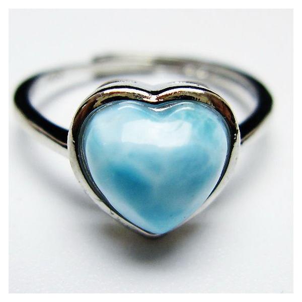 【ラリマー（ブルーペクトライト）】ラリマーはカリブ海の空と雲のような綺麗な空色の「愛と平和」の石です。その穏やかな波のような模様や色合いで、最近では有名人も愛用するくらいの人気を博しています。唯一ドミニカ共和国のみで産出される世界三大ヒーリ...