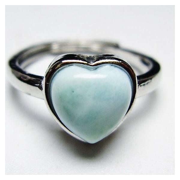 【ラリマー（ブルーペクトライト）】ラリマーはカリブ海の空と雲のような綺麗な空色の「愛と平和」の石です。その穏やかな波のような模様や色合いで、最近では有名人も愛用するくらいの人気を博しています。唯一ドミニカ共和国のみで産出される世界三大ヒーリ...