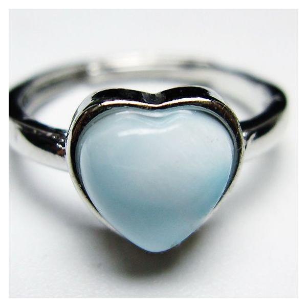 【ラリマー（ブルーペクトライト）】ラリマーはカリブ海の空と雲のような綺麗な空色の「愛と平和」の石です。その穏やかな波のような模様や色合いで、最近では有名人も愛用するくらいの人気を博しています。唯一ドミニカ共和国のみで産出される世界三大ヒーリ...