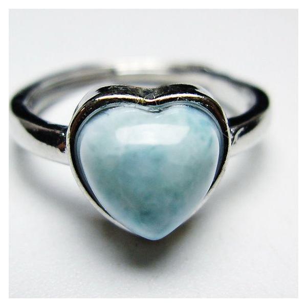 【ラリマー（ブルーペクトライト）】ラリマーはカリブ海の空と雲のような綺麗な空色の「愛と平和」の石です。その穏やかな波のような模様や色合いで、最近では有名人も愛用するくらいの人気を博しています。唯一ドミニカ共和国のみで産出される世界三大ヒーリ...