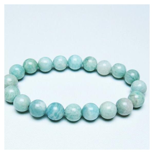 【アマゾナイト（天河石）】アマゾナイトは明るい空色もしくは青緑色が美しい石です。マイクロクリン（微斜長石）の一種です。希望の石と呼ばれる、爽やかな魅力に溢れる石です。アマゾナイトは精神面に良く働きかけてくれるとされています。絶望感や焦燥感を...