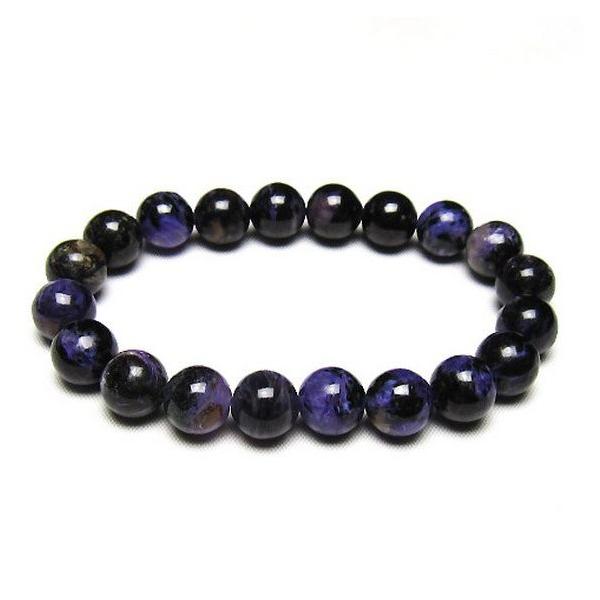 【チャロアイト】チャロアイトは石の表面に複雑な波形や渦巻き模様が見られますが、こうした文様は大自然が創り出したロールシャッハテストのような機能を持ちます。複雑な文様は、人間側が投影した意識を浮かび上がらせますが、同時にその裏側からは三次元を...