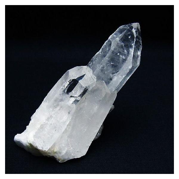 ■商品名：アーカンソー州産 水晶クラスター t386-7905■商品ID：t386-7905■商品サイズ：高約:105mm  横約:50mm 厚約:43mm■商品重量：約 172g