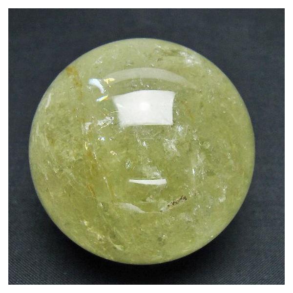 【シトリン】シトリンクォーツは富と繁栄をもたらす幸運の石として、古くから大切にされてきた黄色い水晶です。太陽を象徴するともされるシトリンは、明るくはつらつとしたエネルギーを持つとされています。シトリンは商売をしている人に特にお勧めです。周囲...