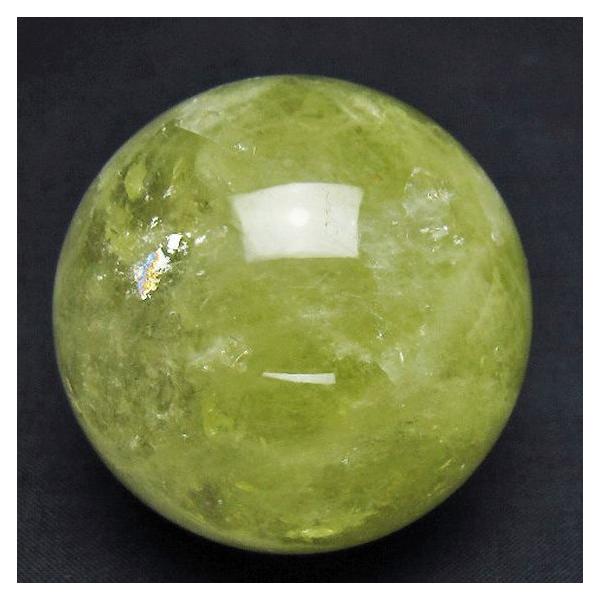 【シトリン】シトリンクォーツは富と繁栄をもたらす幸運の石として、古くから大切にされてきた黄色い水晶です。太陽を象徴するともされるシトリンは、明るくはつらつとしたエネルギーを持つとされています。シトリンは商売をしている人に特にお勧めです。周囲...