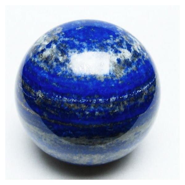 【ラピスラズリ（瑠璃）】ラピスラズリは太古の昔より聖石と崇められた歴史のある石です。夜空のような深い青に星のような金色が散りばめられ、まるで天空や宇宙を彷彿とさせます。古代エジプトや仏教においても珍重され、現在でも世界中で大切にされている最...