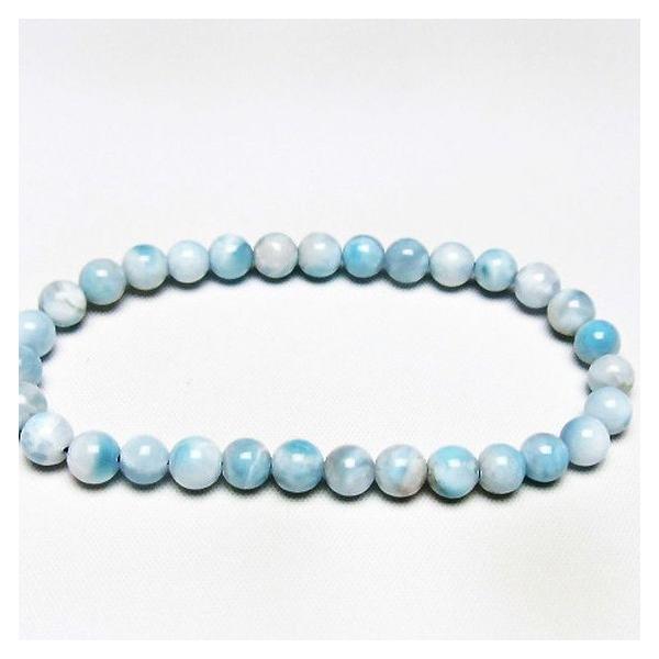 【ラリマー（ブルーペクトライト）】ラリマーはカリブ海の空と雲のような綺麗な空色の「愛と平和」の石です。その穏やかな波のような模様や色合いで、最近では有名人も愛用するくらいの人気を博しています。唯一ドミニカ共和国のみで産出される世界三大ヒーリ...