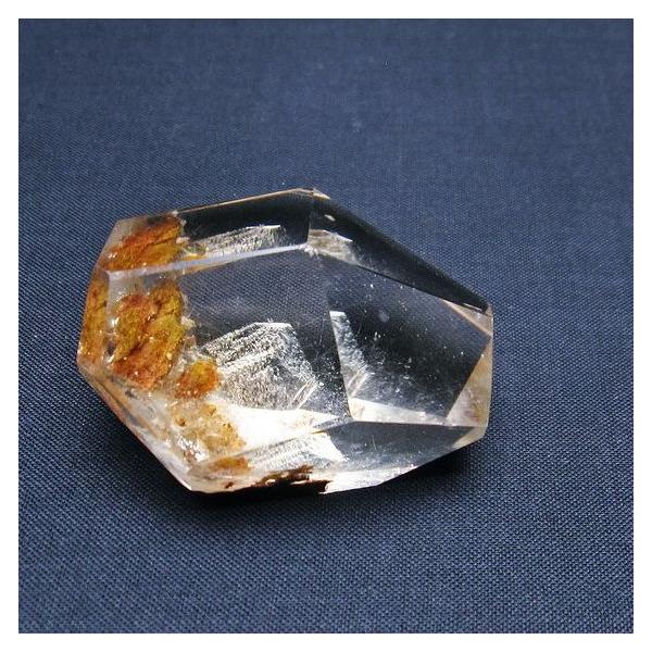 ■商品名：ルチルクォーツ 原石 プラチナルチル t725-2676■商品ID：t725-2676■商品サイズ：高約:48mm 横約:33mm 厚約:33mm■商品重量：約 66g