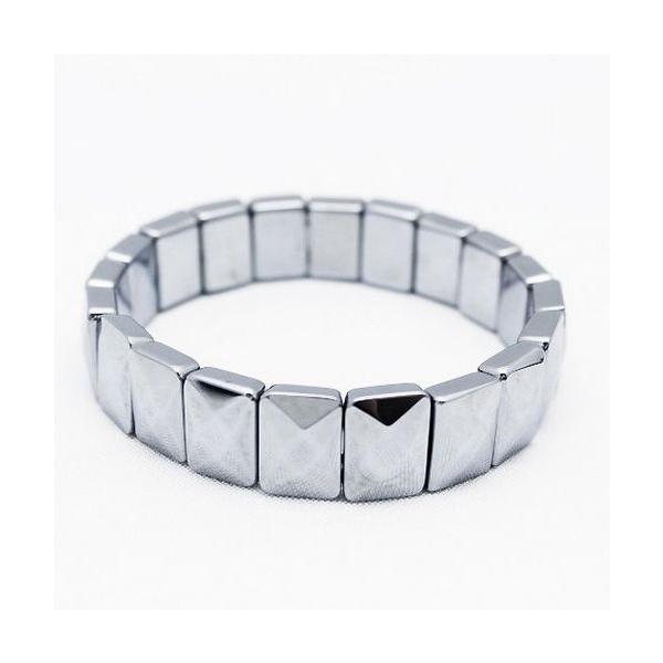 【テラヘルツ鉱石】珪素・チタン・ヘマタイト・アルミナ他等を含む人口鉱石です。１秒間に約１兆回振動するテラヘルツ波は、電波と光の中間的な特性があります。テラヘルツ波分子の運動に影響をもたらしやすい波長であり、人体や植物、物質まで不思議な体験や...