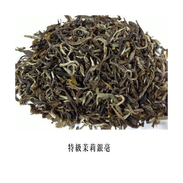 何度も繰り返しジャスミンの花で香り付けているので、とても香り豊かです。スッキリしていて癖も無く飲みやすいジャスミン茶です。使用しているジャスミンの花も茶葉も品質が良いので、日頃飲みにも最適でファンの多いジャスミン茶です。内容量：40g入り※...