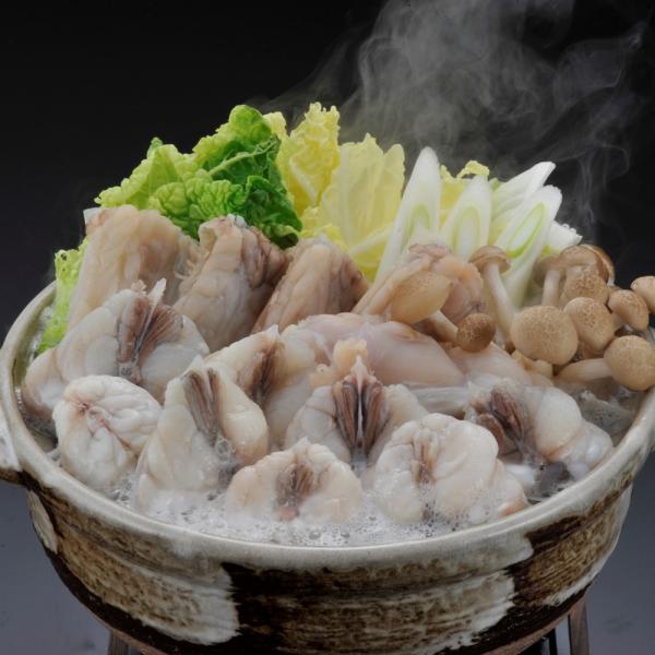 【発売日：2025年11月01日】鍋料理の中でもひときわ旨味たっぷりで奥深い味わいの国産ふくちり。ちり鍋の後の残ったダシで作る雑炊もお楽しみいただけます。